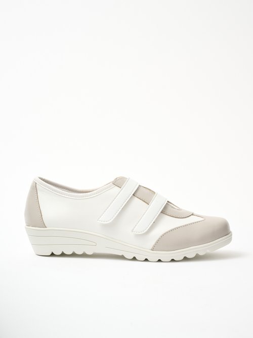 Leather Derby shoes with self-adjusting tab and wide fit WHITE Leather Derby shoes with self-adjusting tab and wide fit WHITE